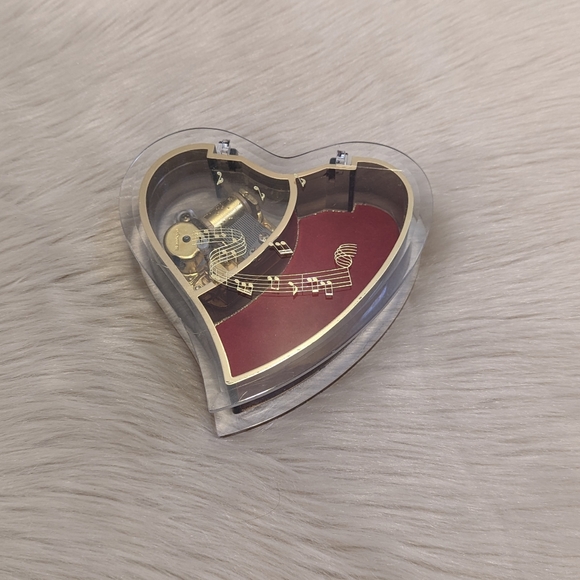 Storage & Organization | Vintage Heart Shaped Acrylic Hinged Music Box ...